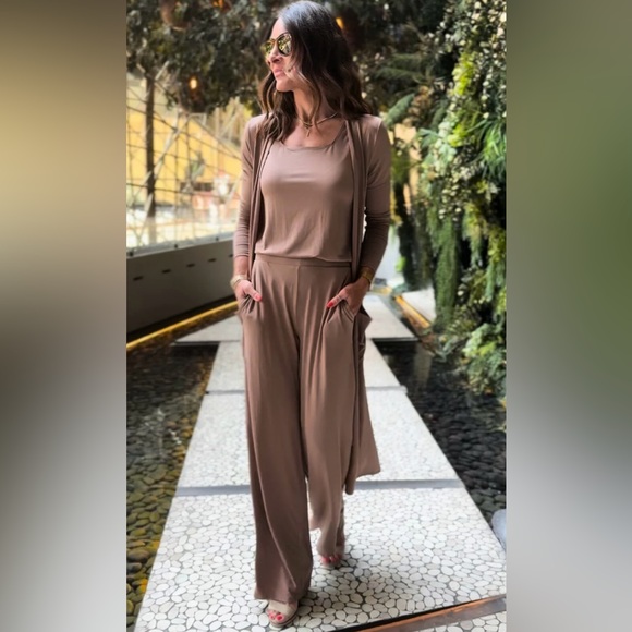 SexyModest | Pants & Jumpsuits | Sexymodest Brigitte Brianna Essential Travel Uniform Pant Set ...